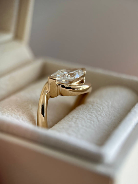 Diamond Engagement Rings & Wedding Bands | DAVID SIMSON JEWELRY